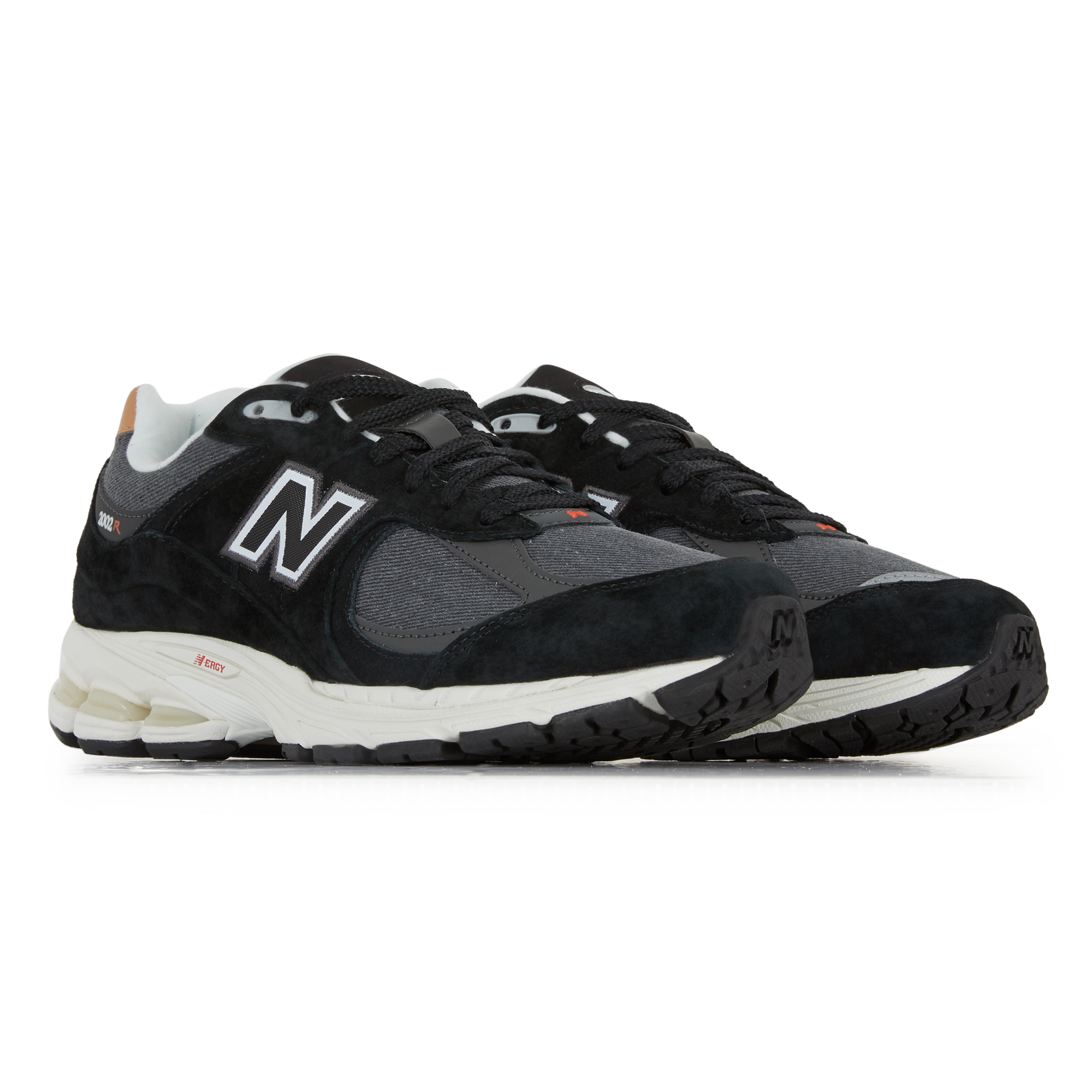 NEW BALANCE 2002R DENIM NERO/BIANCO - SNEAKERS UOMO | Courir.it